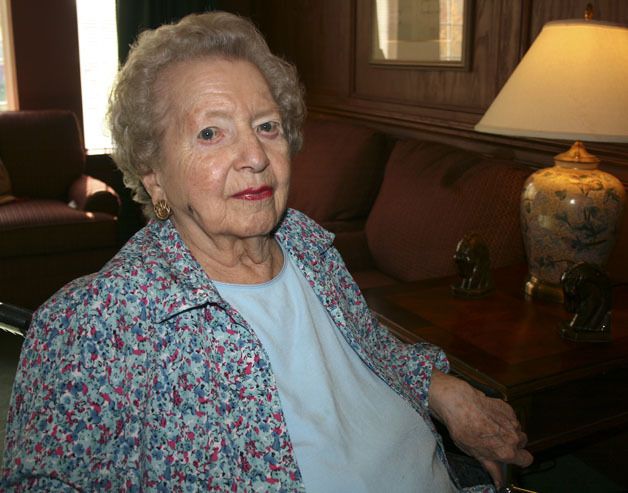 Simple living is Federal Way centenarian's secret | Federal Way Mirror