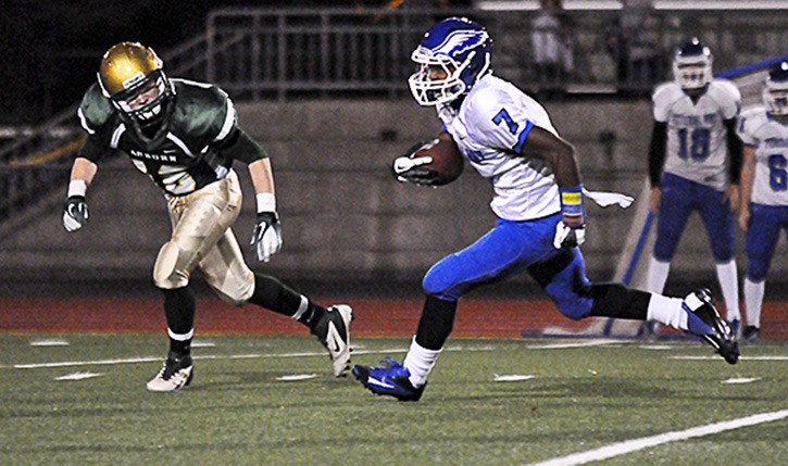 PREP FOOTBALL PREVIEW: Eagles hoping to soar once again; Decatur ...