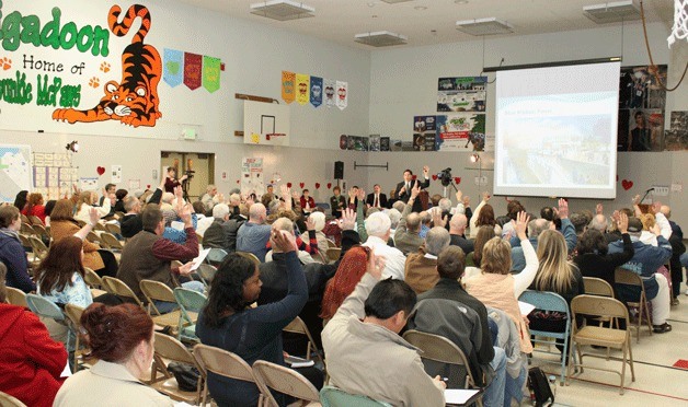 Federal Way officials discuss public safety, other issues at Brigadoon ...