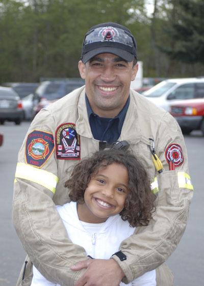 Firefighter of the Year helped soldier's family during deployment ...