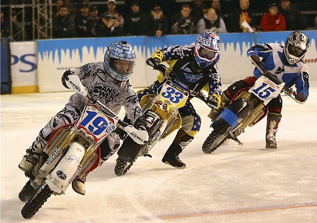 PHOTOS: World Championship Ice Racing series | Federal Way Mirror