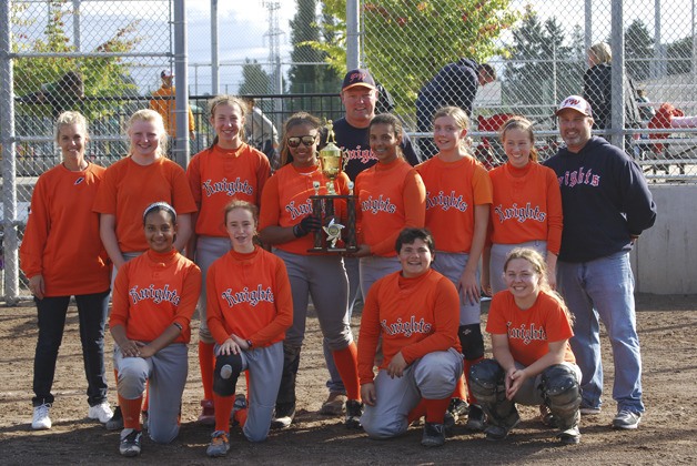Federal Way Lady Knights win bracket title in Kent | Federal Way Mirror