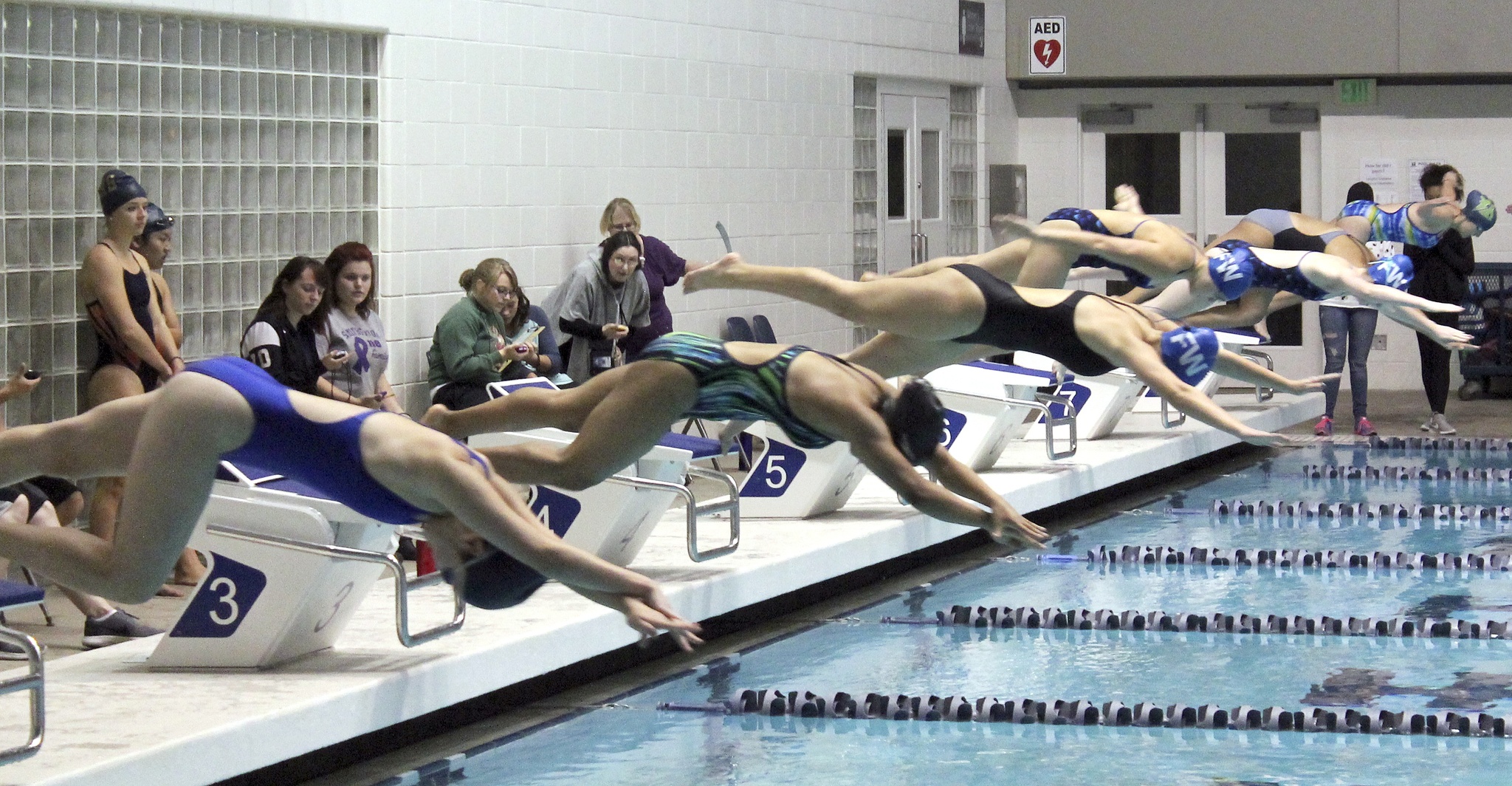 Federal Way’s Kon, Decatur’s Eipper qualify for district championships ...