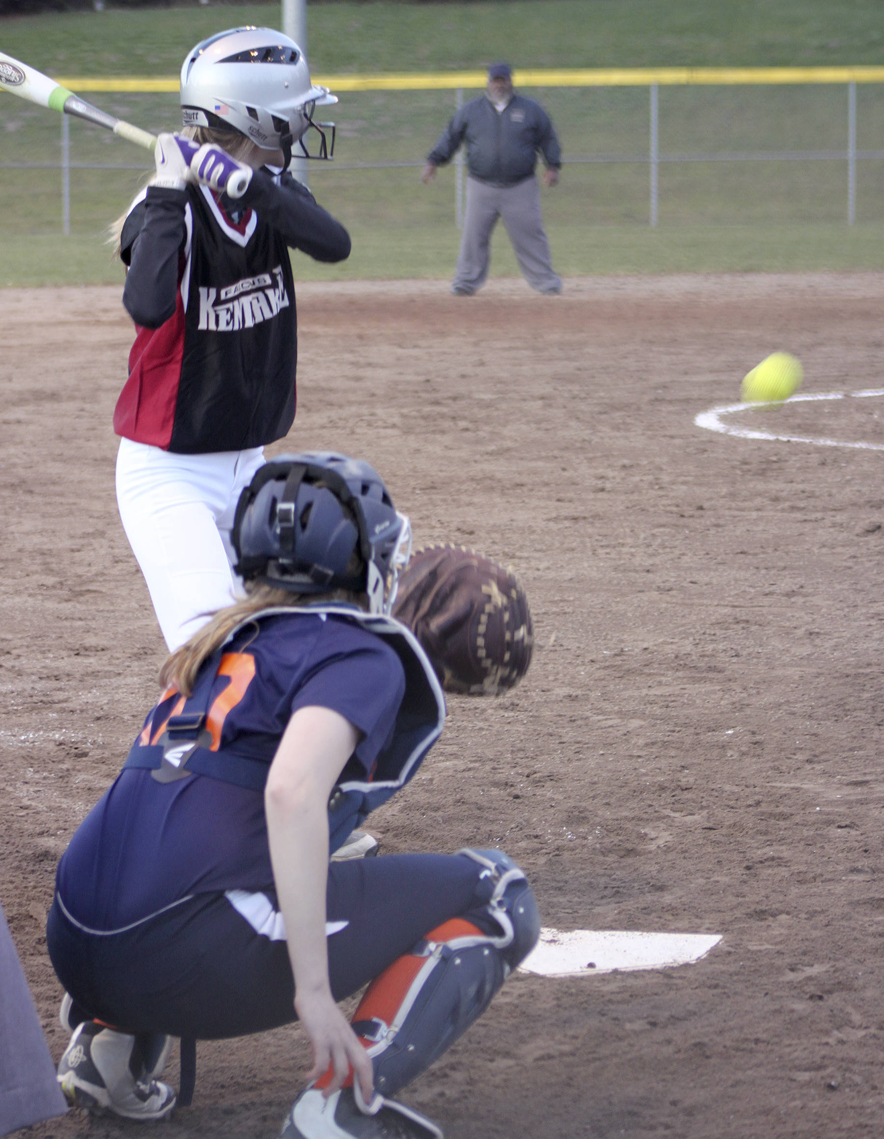 Gator fastpitch opens to 3-0 start | Federal Way Mirror