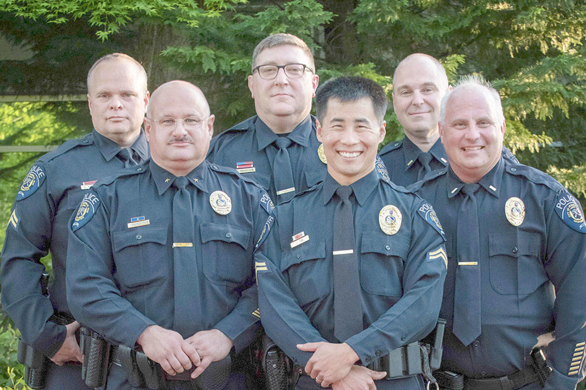 Federal Way Police promote three officers, appoint three to corporal ...