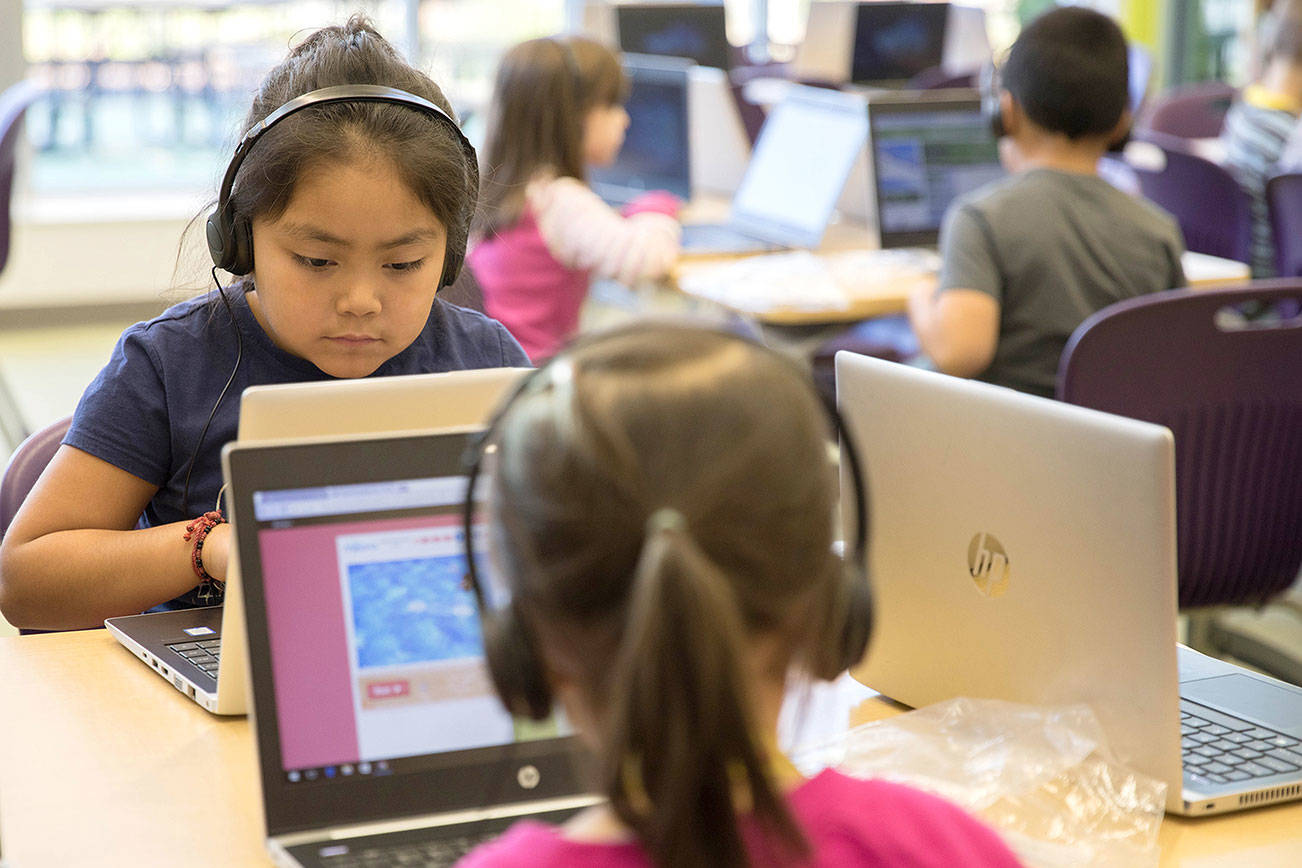 Scholars join in Hour of Code to enhance computer science skills ...