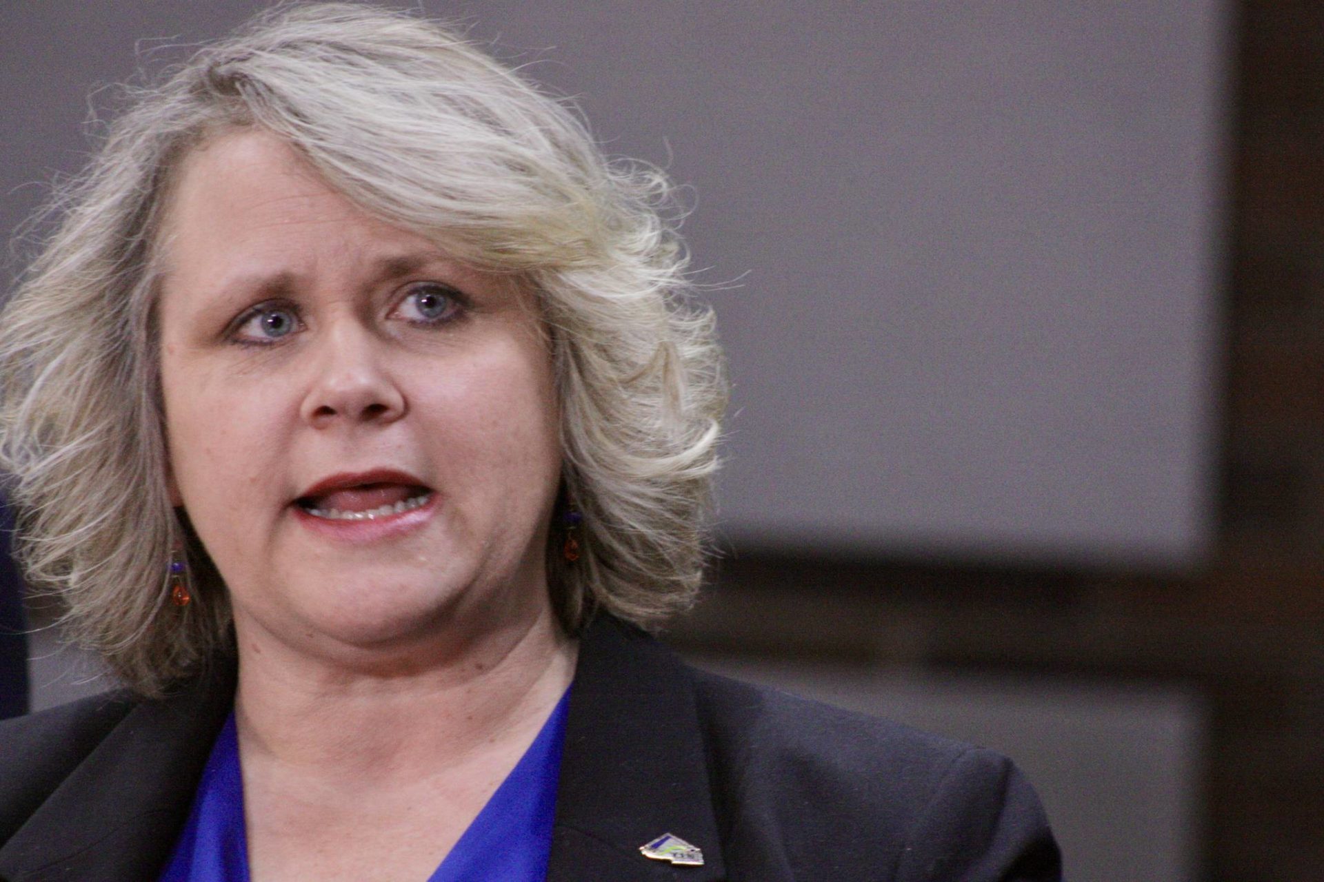 Patient flees Kent quarantine facility, hops northbound bus | Federal ...