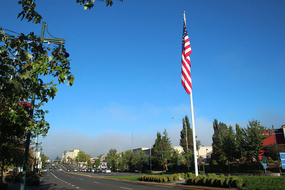 Federal Way’s downtown flagpole replaced | Federal Way Mirror