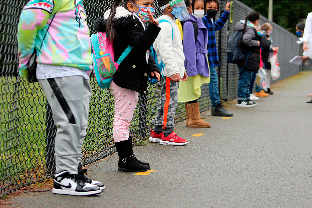 Inslee: K-12 schools can reduce COVID social distancing | Federal Way ...
