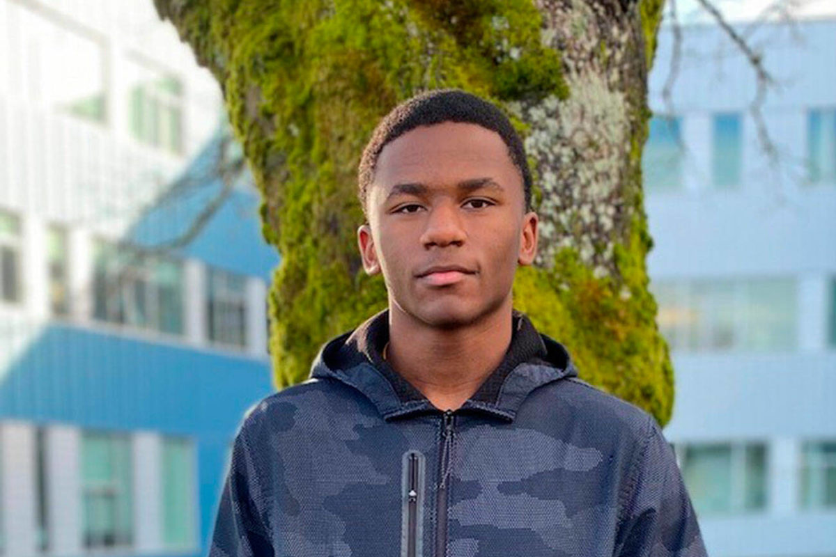 Federal Way Mirror Male Athlete of the Week for March 18: Isaiah Davis ...