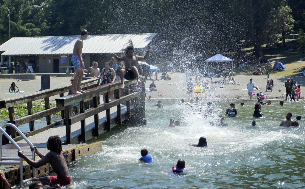 Steel Lake reopens after closure caused by raw sewage leak | Federal ...