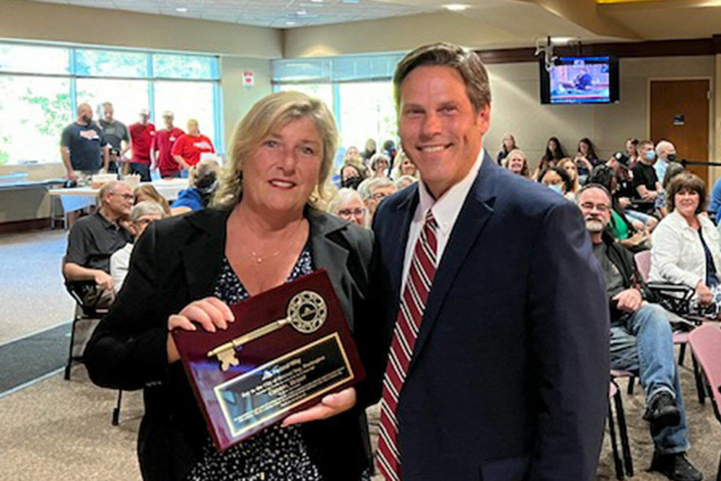 Hometown Hero: Cheryl Hurst awarded Key to the City | Federal Way Mirror