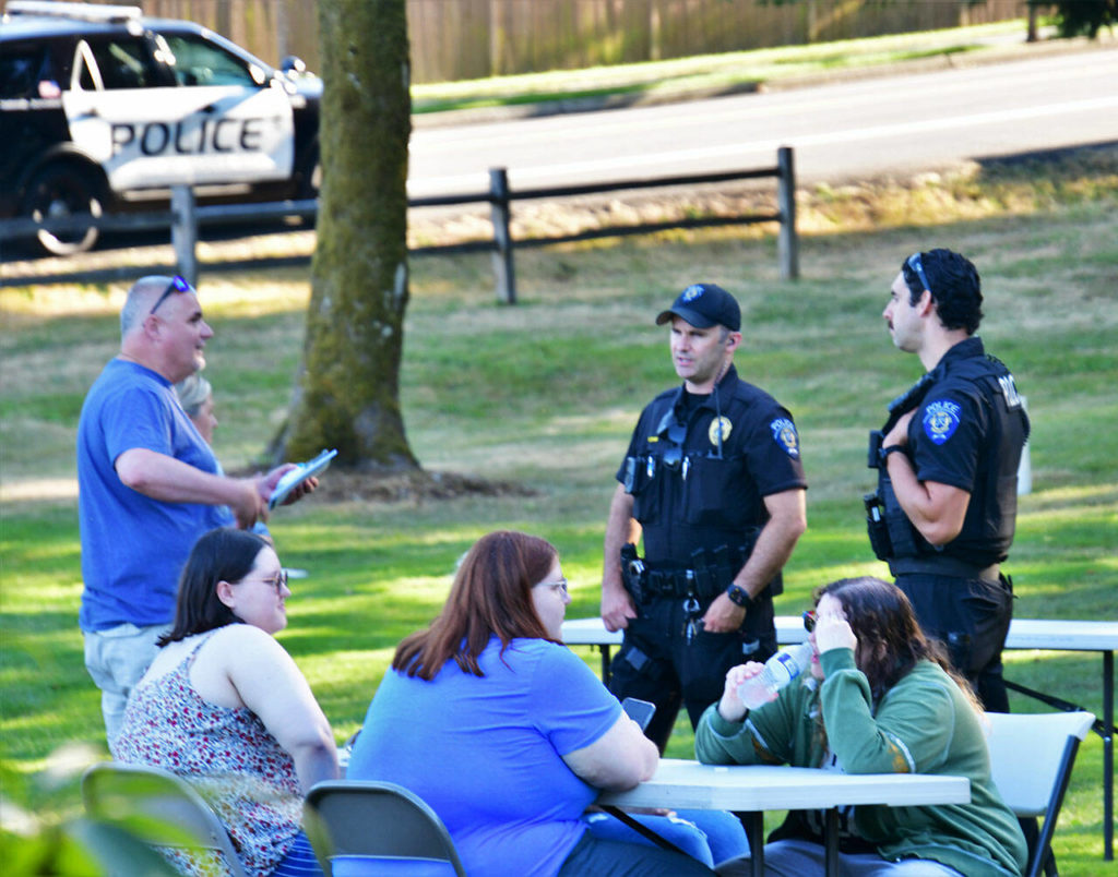 Federal Way residents celebrate National Night Out | Federal Way Mirror