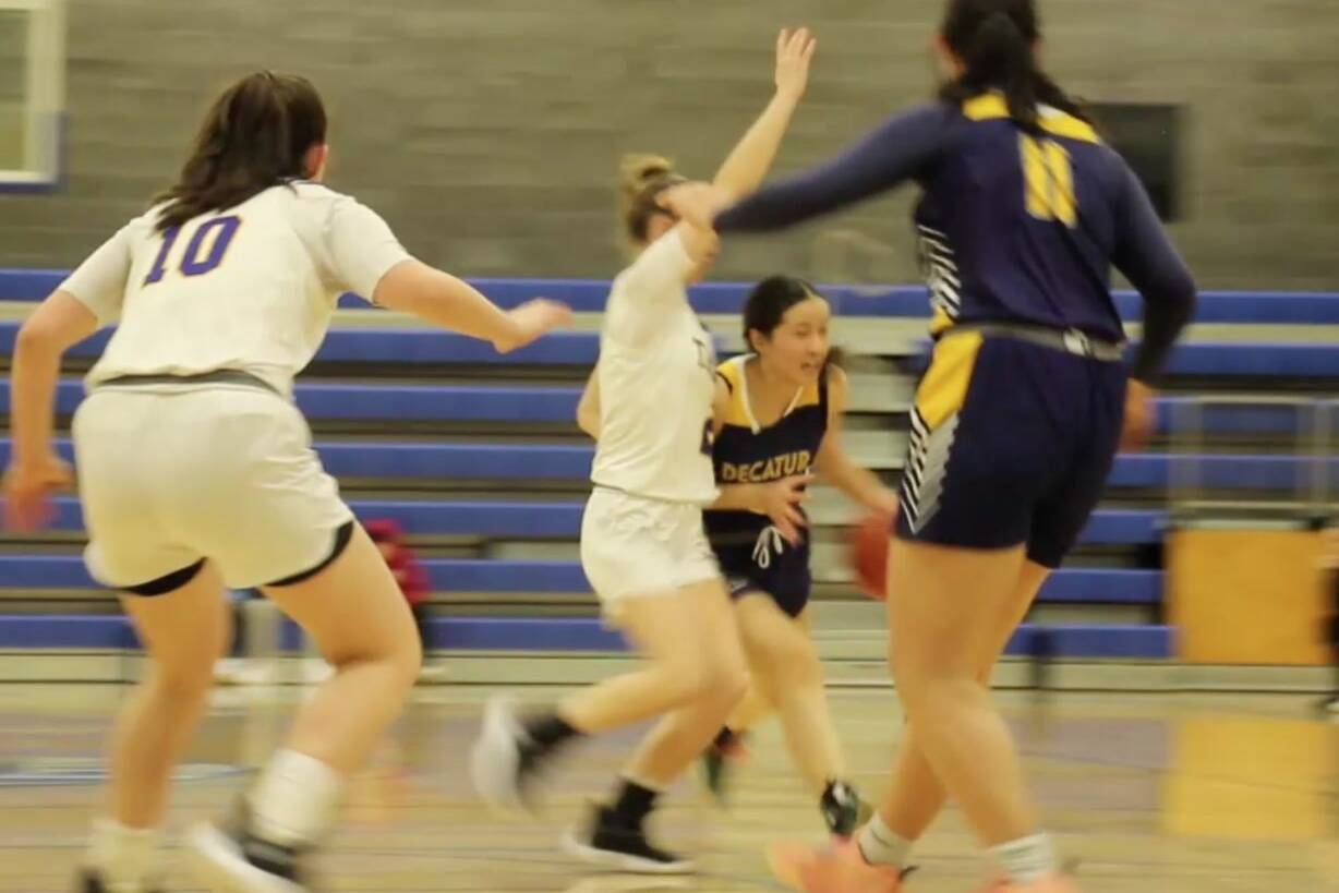 Basketball: Watch Decatur girls hoops highlight reel | Federal Way Mirror