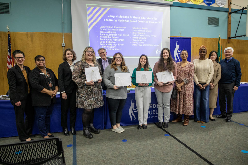 9 Federal Way Public Schools teachers earn national certification ...
