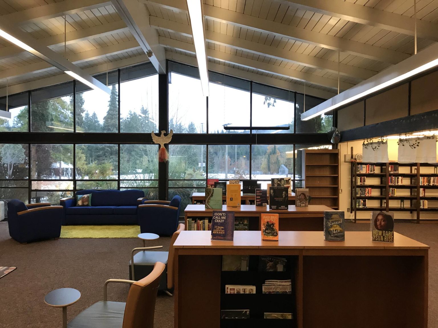 First state library for incarcerated youth opens at Echo Glen Children ...