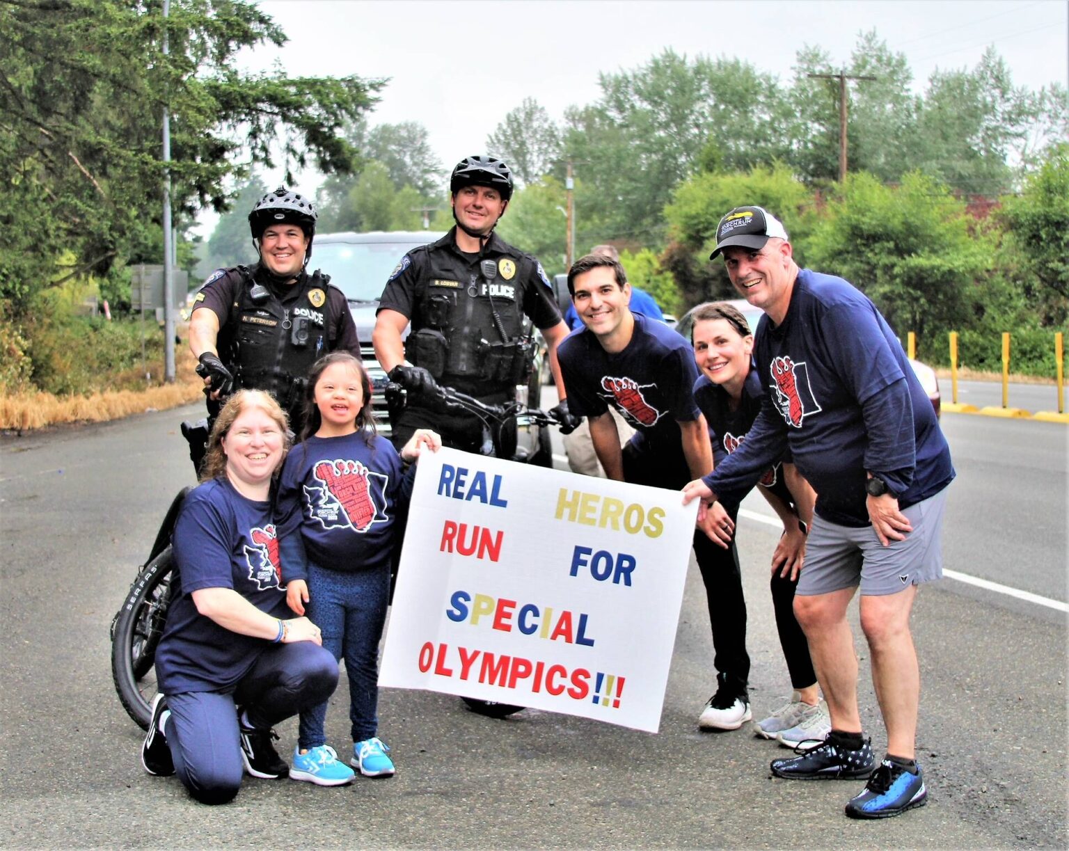 FWPD carries Flame of Hope for Special Olympics | Federal Way Mirror