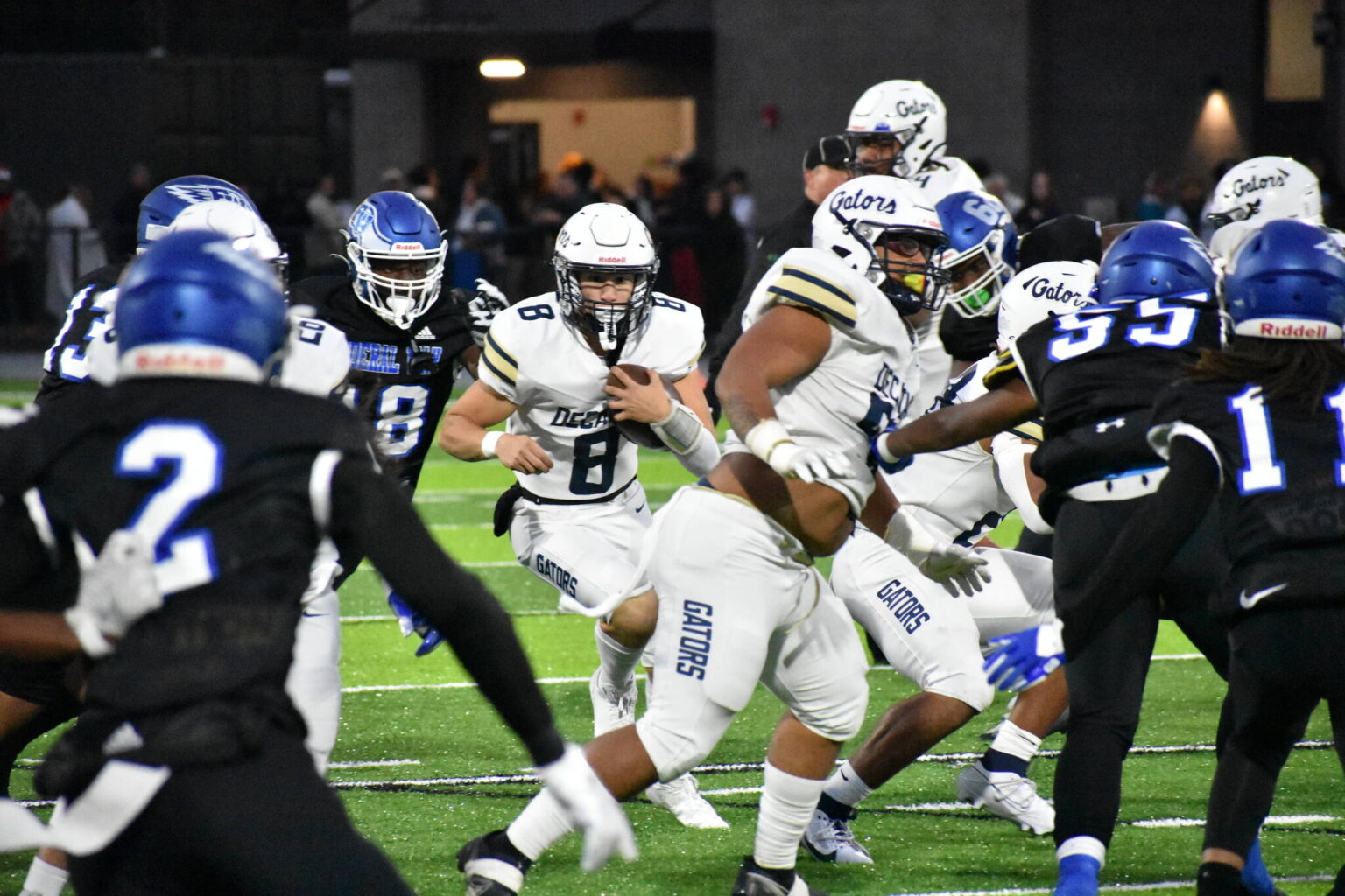 Football: Decatur beats FW Eagles in regular season finale | Federal ...