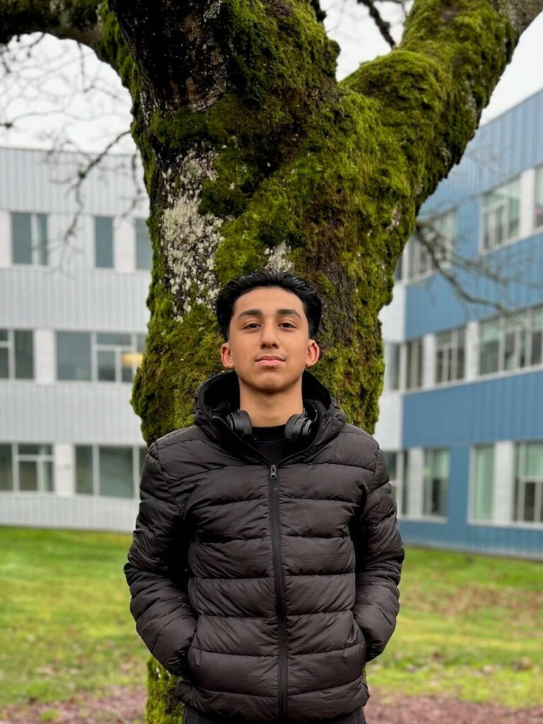 Federal Way Mirror Male Athlete of the Week: Ruben Ruiz | Federal Way ...