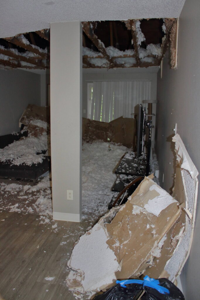 Apartment tenants deal with aftermath of collapsed ceilings | Federal Way Mirror