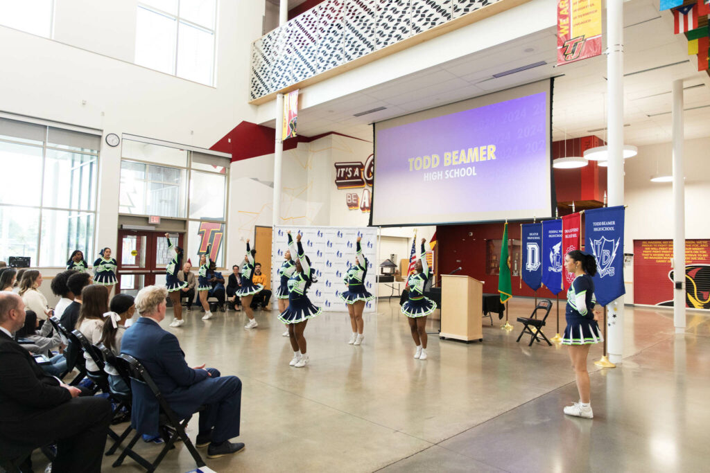 Decatur duo named Athletes of the Year | Federal Way Mirror