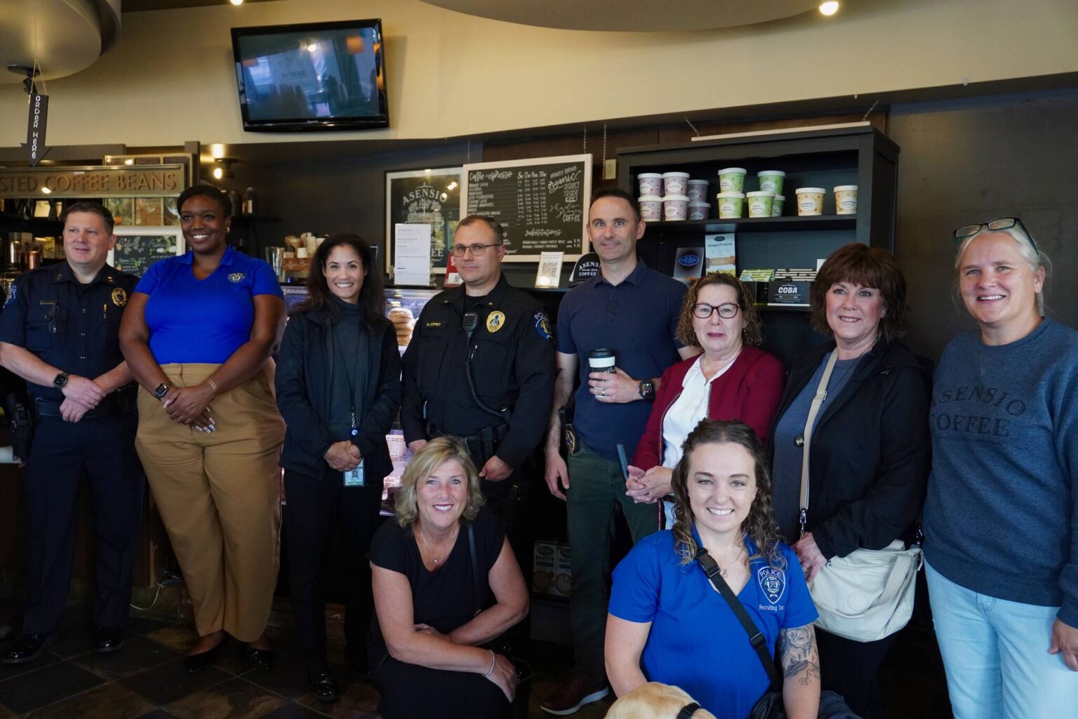 Federal Way Police Department celebrates National Coffee With a Cop Day ...