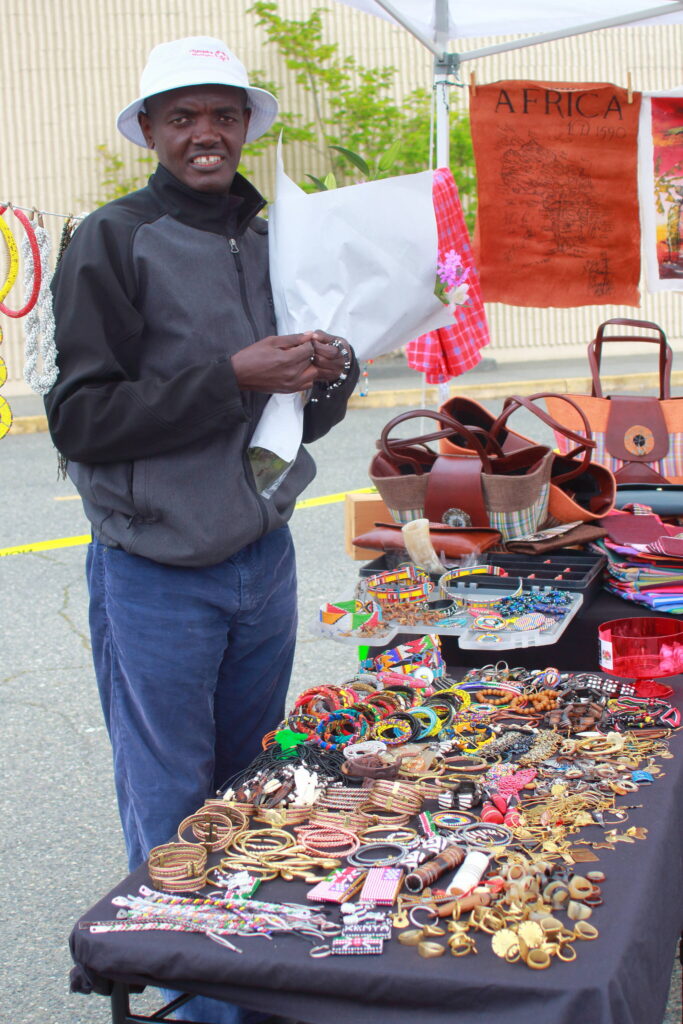 Photos: Federal Way Farmers Market opens for the 2025 season | Federal ...