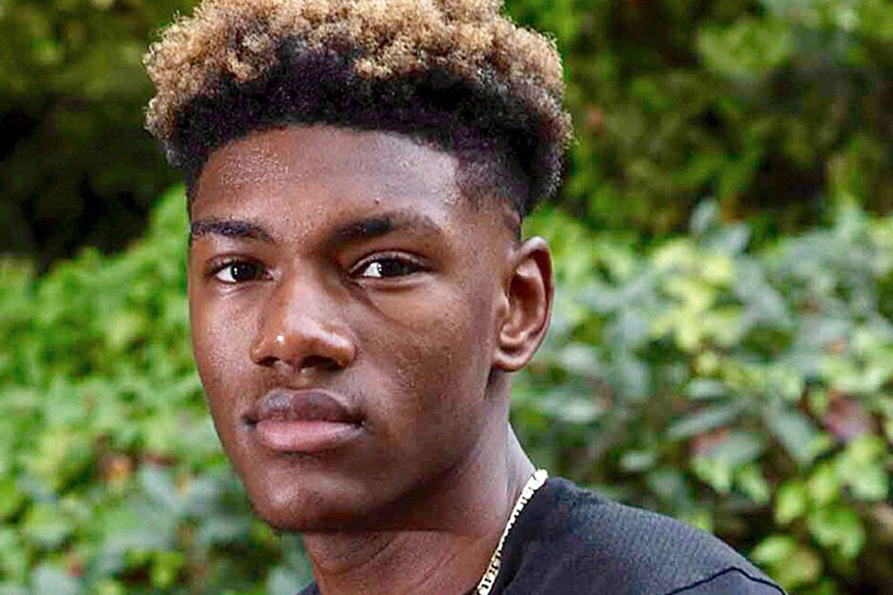 Federal Way Mirror Male Athlete of the Week for Feb. 15: Geno White ...