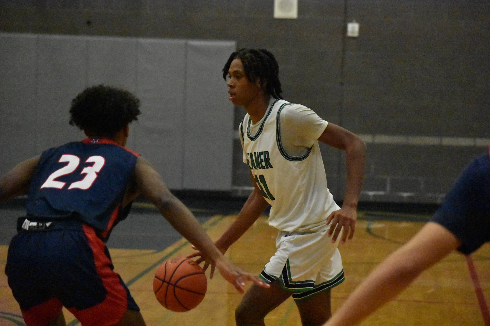 Beamer boys basketball team rolls into 2023 with a win | Federal Way Mirror