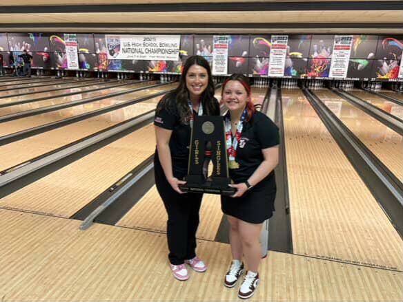 Thomas Jefferson bowler crowned national champ | Federal Way Mirror